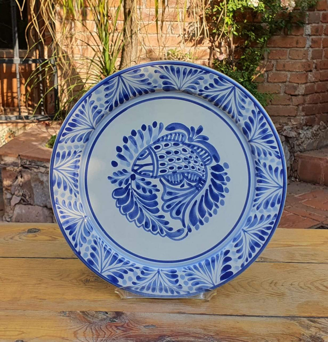 Mexican Pottery Fish Plates Blue and White talavera handcrafts mexico ...